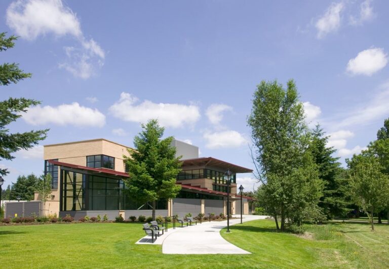 Redmond Community Center - Experience Redmond